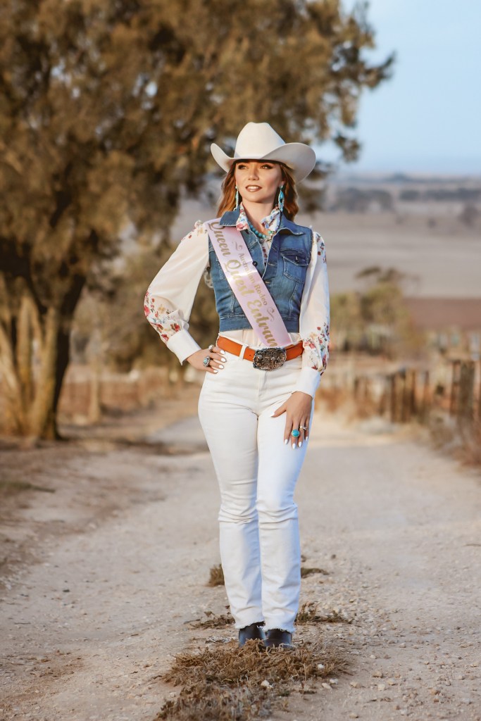 Belle Styles: Barrel Racer, Mum, and Rodeo Queen in the Making ...